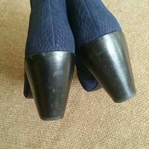 Shoemint | Shoes | Navy Blue Booties | Poshmark